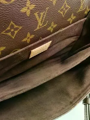 LOUIS VUITTON Pochette Metis Mm Shoulder Bag - Brown