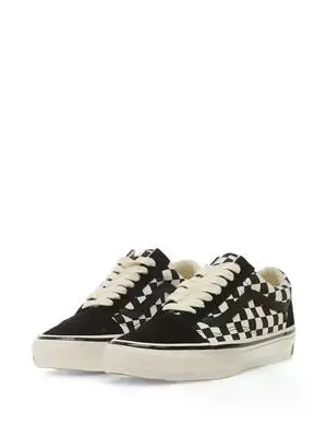 Vans Flat Sneakers For Women