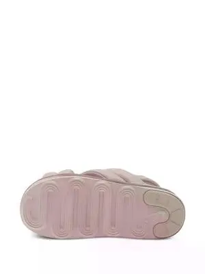Nike Max Isla Padded Sandals - Pink