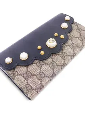 Gucci Gg Supreme Scalloped Wallet