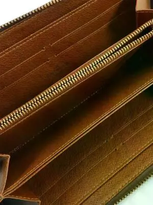 LOUIS VUITTON Monogram Zippy Wallet - Brown