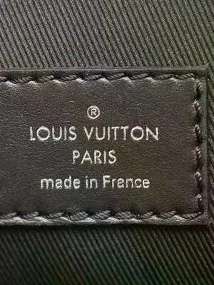 LOUIS VUITTON Monogram Eclipse Steamer Messenger Bag - Black
