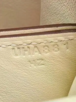 Hermès Mini Sac Roulis 18 Crossbody Bag - Neutrals