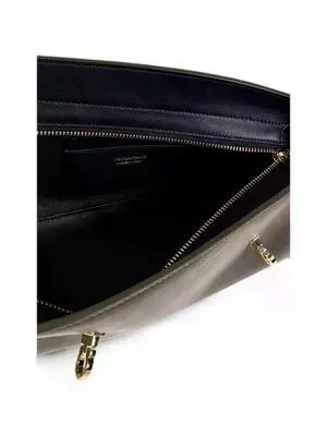 FERRAGAMO Hug Calf Leather Shoulder Bag - Green
