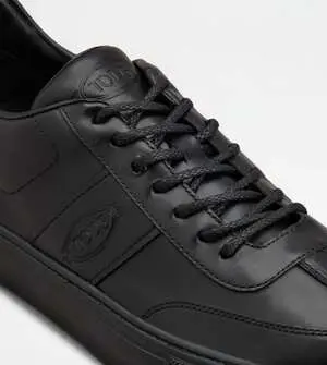 TOD'S Logo-debossed Round Toe Lace-up Sneakers