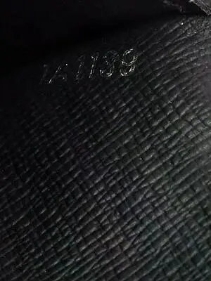 LOUIS VUITTON 2019 Brazza Wallet