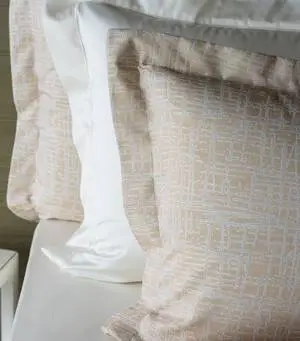 CELSO DE LEMOS Egyptian Cotton-silk Partition Pillow Case