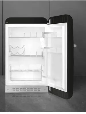 SMEG Logo-plaque Mini Fridge