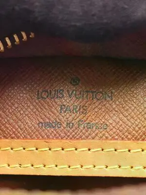 LOUIS VUITTON 2003 Monogram Blois Crossbody Bag