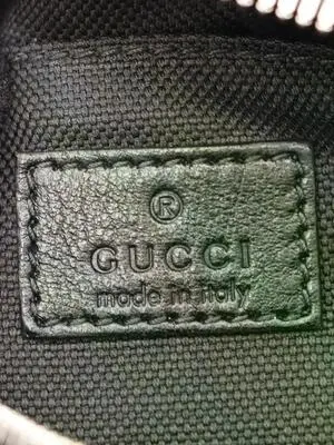 Gucci Matelassé Calfskin Crossbody Bag - Black