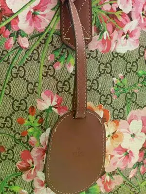 Gucci 2000-2015 Gg Supreme Blooms Reversible Tote Bag