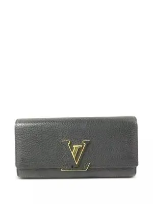 LOUIS VUITTON Capucines Leather Wallet - Black