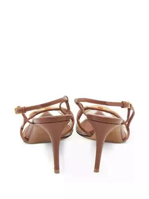 Valentino Garavani Vlogo Slingback Pumps