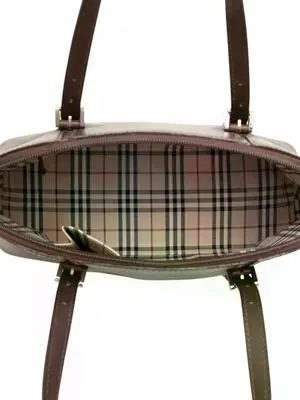 Burberry 2000-2017 Leather Dome Handbag