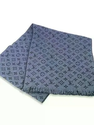 LOUIS VUITTON Monogram Classic Scarf