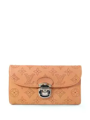 LOUIS VUITTON Amelia Mahina Wallet