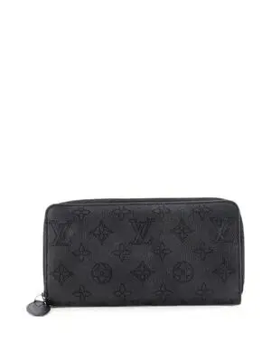 LOUIS VUITTON Zippy Wallet Mahina Leather Small Wallets - Black