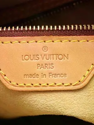 LOUIS VUITTON 2001 Monogram Looping Gm Shoulder Bag