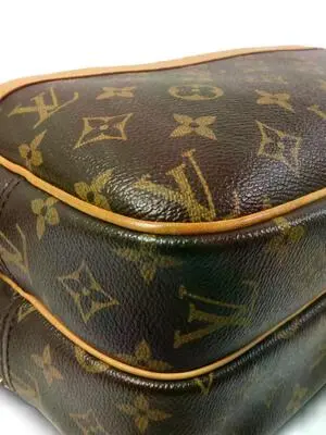 LOUIS VUITTON Monogram Reporter Pm Shoulder Bag - Brown