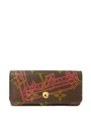 LOUIS VUITTON Monogram Key Case - Brown