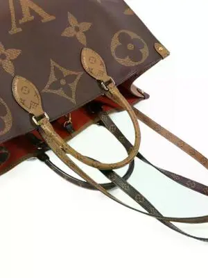 LOUIS VUITTON Monogram Giant Onthego Tote Bag