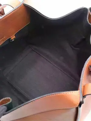 Loewe 2010-2026 Small Leather Hammock Bag Satchel