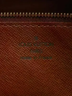 LOUIS VUITTON 2003 Monogram Trocadero 27 Crossbody Bag