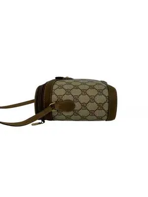 Gucci Gg Supreme Crossbody Bag