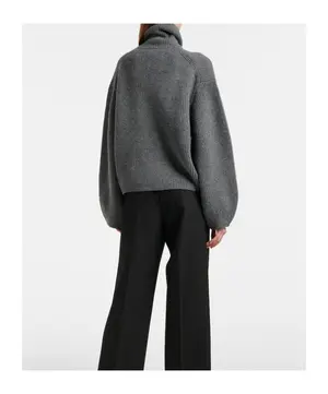 TOTEME Turtleneck Long-sleeved Sweater