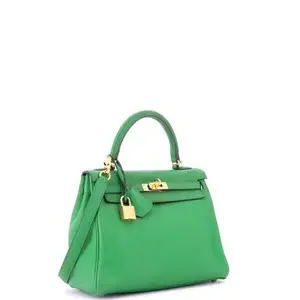 Hermès Kelly Handbag Swift With Gold Hardware 25