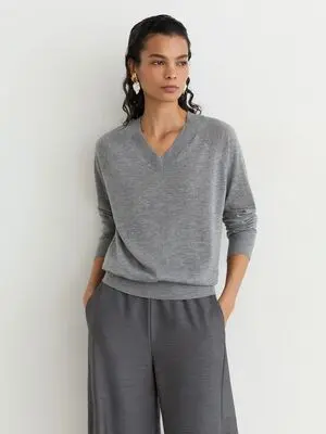 REISS Paris Merino Wool V-neck Jumper - Grey