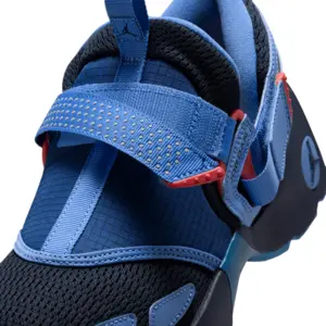JORDAN Trunner Lx Athletic Shoes - Blue