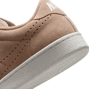 Nike Tennis Classic Shoes