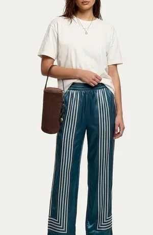 AIMEE The Skipper Barrel Leather Shoulder Bag - Fudge Suede