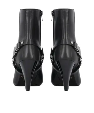 Pinko Pointed Toe Ankle Boots With Zip Closure