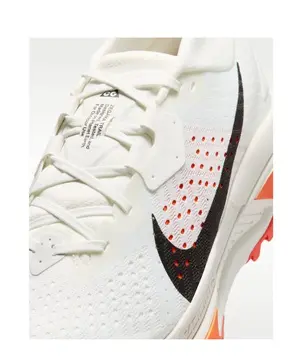 Nike Zegama Sneakers