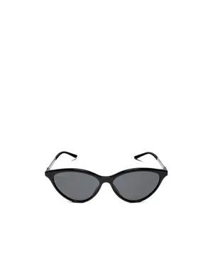 Gucci Cat Eye Frame Sunglasses With Crystal Embellishments - Black