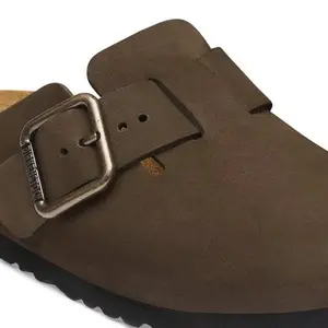 BIRKENSTOCK Boston Wire Buckle