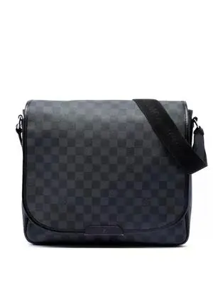 LOUIS VUITTON Damier Graphite Daniel Mm Crossbody Bag - Black