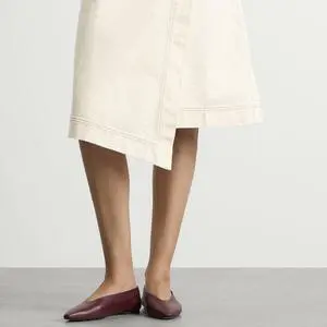 AeydĒ Betty Square Toe Ballet Flats