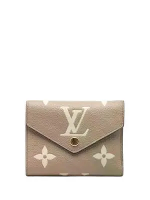LOUIS VUITTON 2021-2026 Monogram Empreinte Giant Victorine Wallet Small Wallets - Neutrals