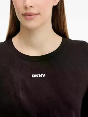 Dkny Logo-print Newspaper-pattern Pajamas