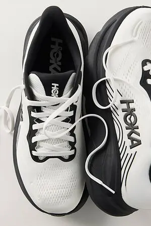 HOKA® Clifton 11 Running Sneakers - White/black