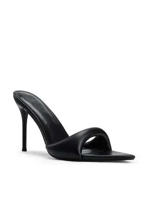 FEMME Saint Slipper
