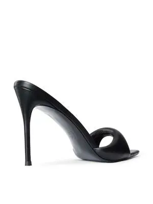 FEMME Saint Slipper