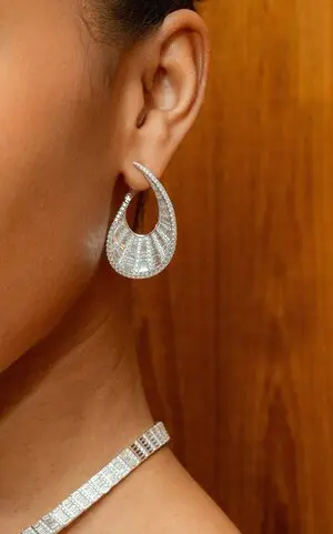 KAVANT & SHARART 18k Gold Diamond Drop Earrings
