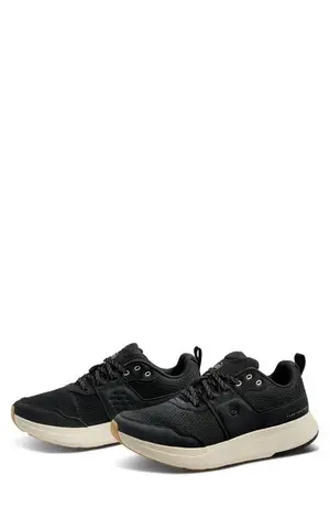 Travis Mathew The Nuage Sneaker - Black/moonbeam