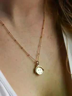 AUREE JEWELLERY Verona Spinning Pendant - Gold