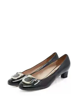 FERRAGAMO Ena Buckle Pumps - Black