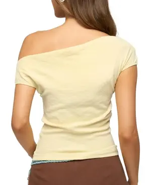 EDIKTED Martah Off Shoulder Top